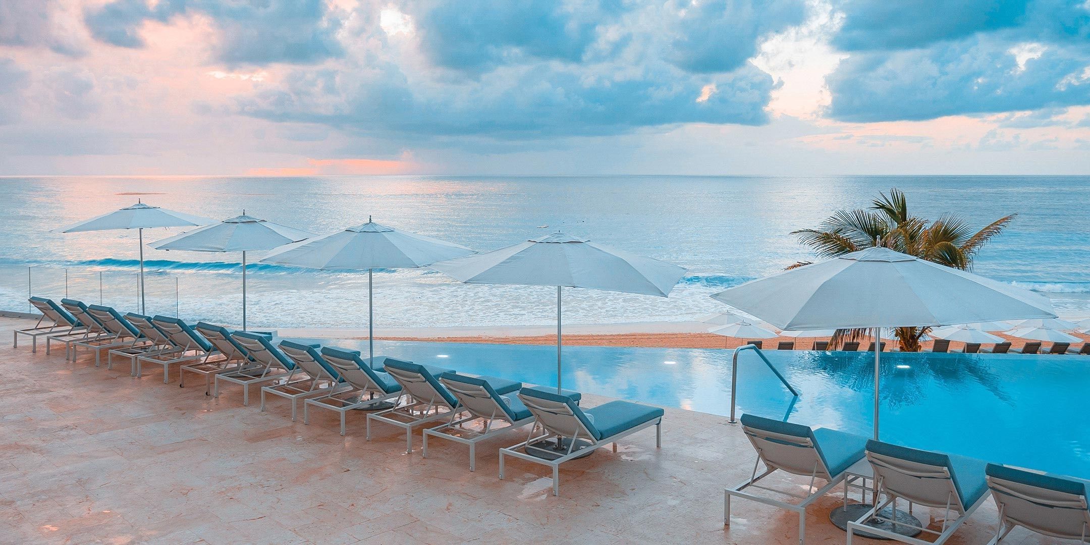 Unlock Luxury Travel Benefits | Moon Vacation Getaway